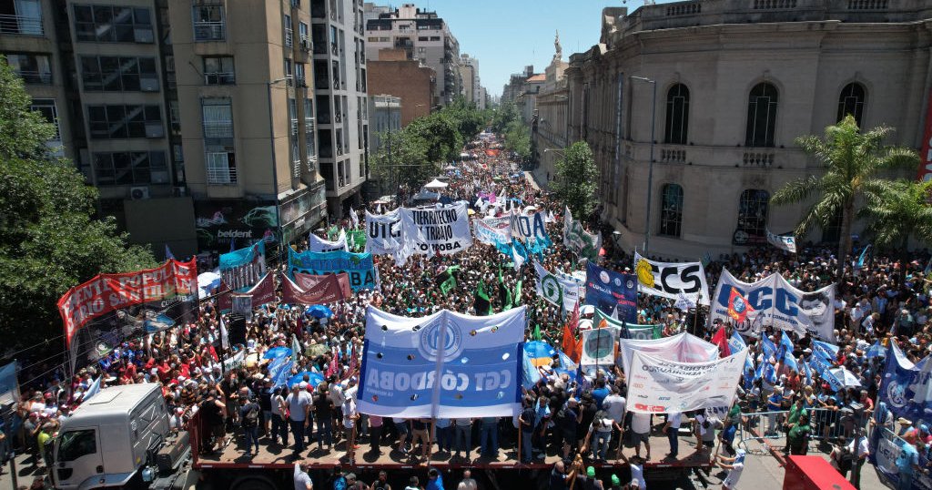 A wave of protests sweeps Argentina as new government takes power and ...