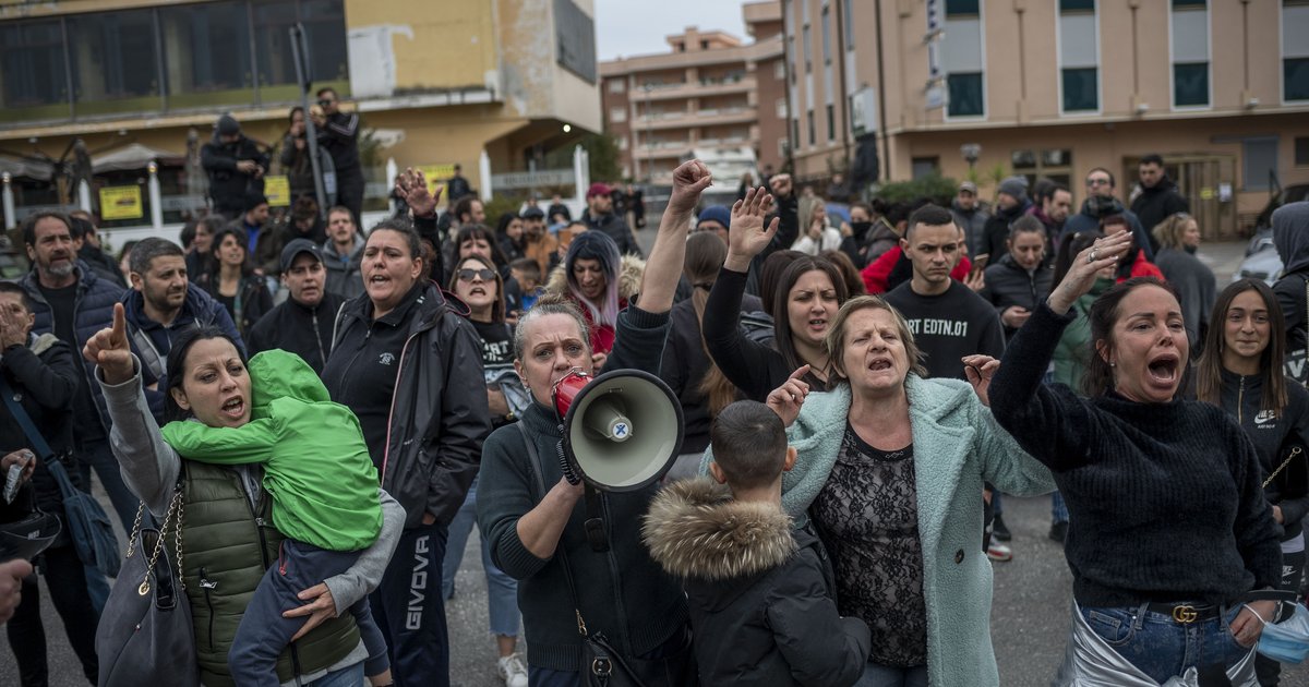 Workers protest over health; prisoners riot over overcrowding during ...