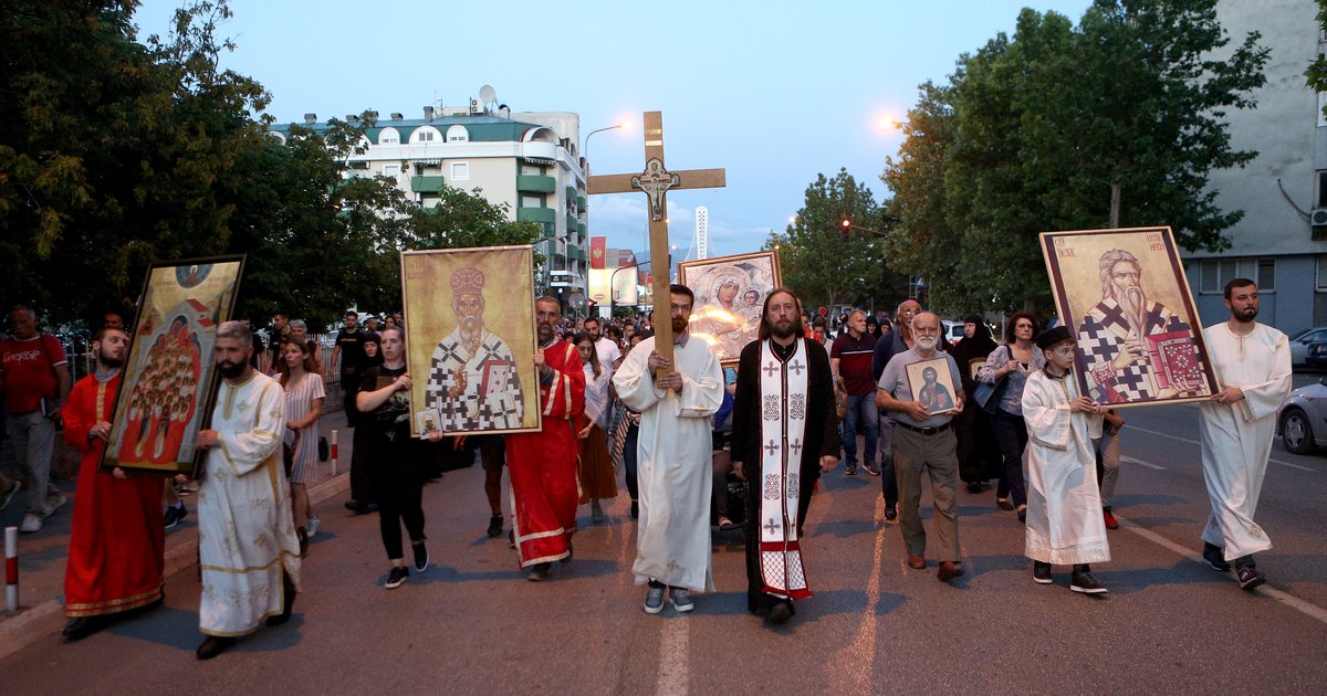 Protests over Serbian Orthodox bishops’ detention; worst rating for ...