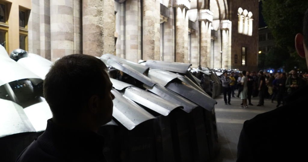 Mass protests over border agreement with Azerbaijan; Hundreds detained ...