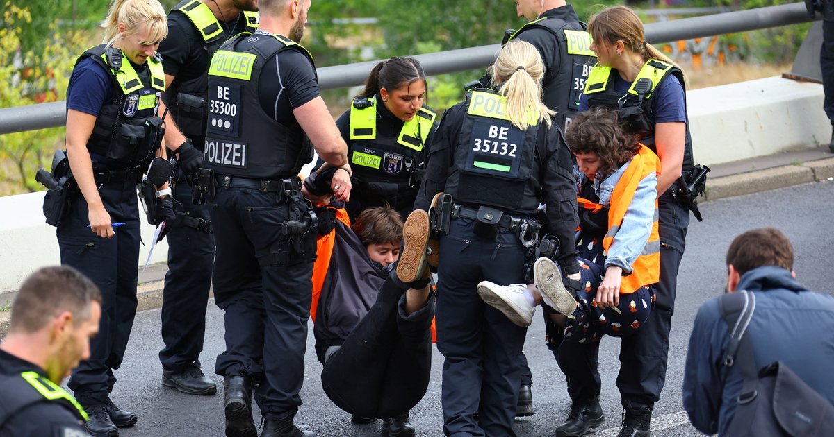 Climate Activist Detained For Civil Disobedience Rise Of Assaults